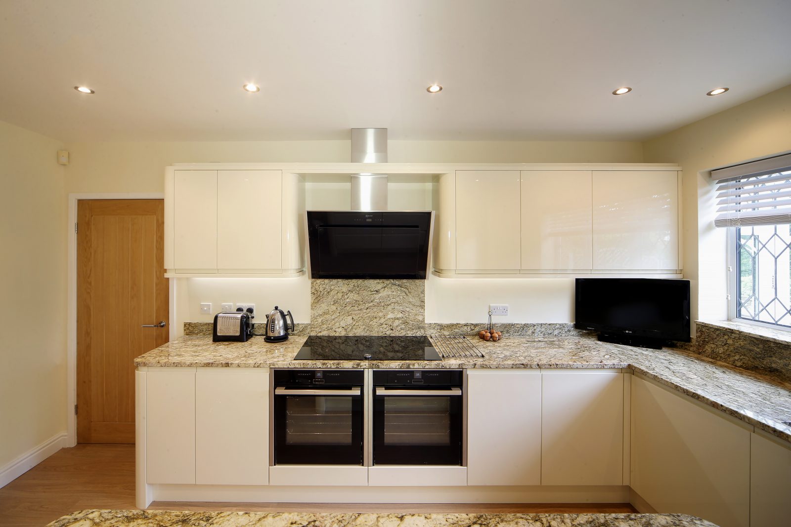 Kitchen Gallery - Richard & Richard's